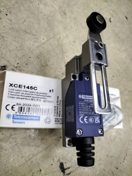 TELEMECANIQUE XCE145C ราคา 500 บาท
