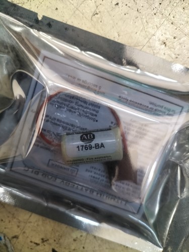 ALLEN-BRADLEY LITHIUM BATTERY 1769-BA ราคา 1,100 บาท