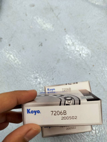 KOYO BEARING MODEL: 7206B ราคา 350.00 บาท