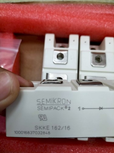 SEMIKRON SEMIPACK MODEL: SKKE 162/16 ราคา 2,910.00 บาท