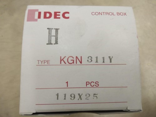 IDEC KGN311Y ราคา 390 บาท