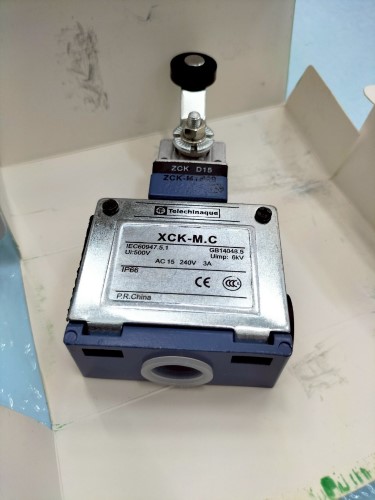 TELEMECANIQUE LIMIT SWITCH MODEL: XCKM115(ZCKM1+ZCKD15) XCKM115 ราคา ...
