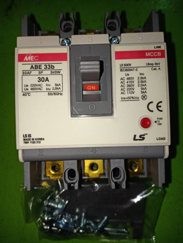 LSIS ABE 33B 3P 30A ราคา 500 บาท