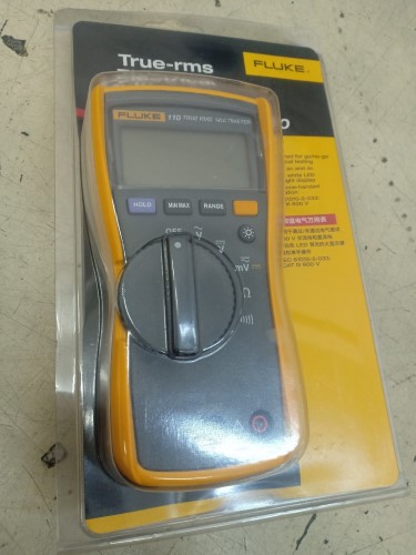 FLUKE 110 TRUE RMS MULTIMETER ราคา 5,353.92 บาท