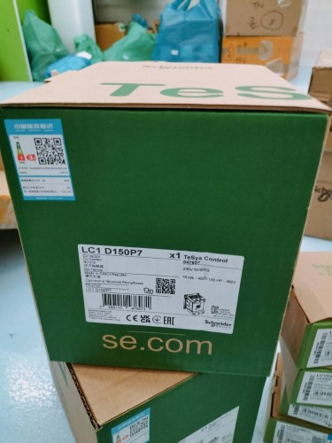 SCHNEIDER MODEL: LC1D150P7 230V 75KW ราคา 9,618.00 บาท