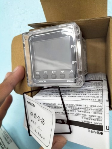 OMRON DIGITAL CONTROLLER MODEL: E5CC-RX2ASM-880 AC100-240V 50/60HZ ราคา ...