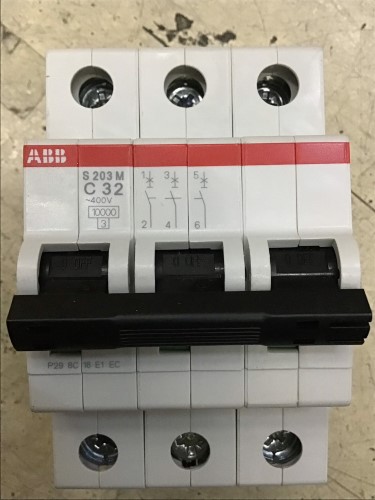 ABB S203-M C32 3P 32A ราคา 1,179 บาท