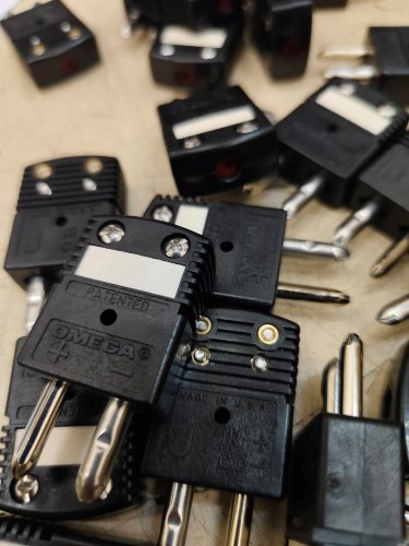 OMEGA CONNECTOR MODEL: J MALE OSTW-J-M ราคา 240 บาท