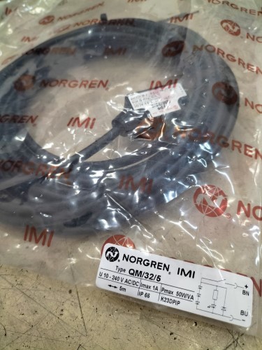 NORGREN IMI SWITCH SENSOR MODEL: QM/32/5 10-240VAC/DC ราคา 1,200.00 บาท