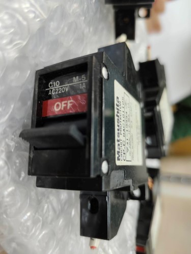 MATSUSHITA CIRCUIT PROTECTOR CP-C BAC1012 AC220V IC 2.5KA 2A MAX.AC250V ...