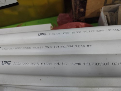 CLIPSAL ท่อร้อยสายไฟ UPVC 1132/292 32MM. สีขาว ราคา 100 บาท