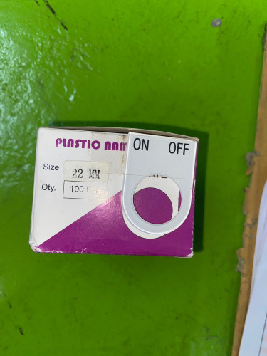 PLASTIC NAME PLATE 22MM.. ON OFF ราคา 30 บาท