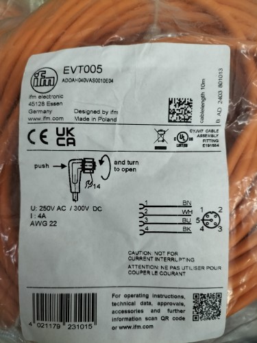 IFM CONNECTING CABLE WITH SOCKT MODEL: EVT005 ราคา 900 บาท