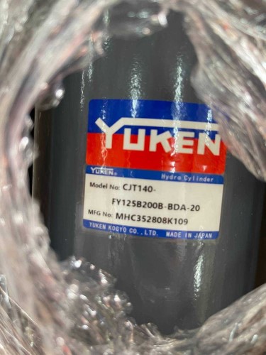 YUKEN CJT140-FY125B200B-BDA-20 ราคา 35,100 บาท