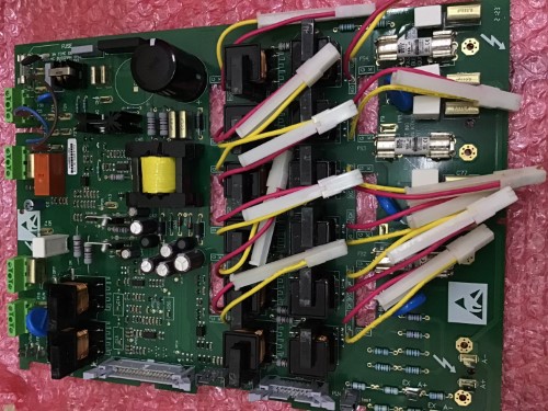 EUROTHERM AH385851U002 ราคา 18800 บาท