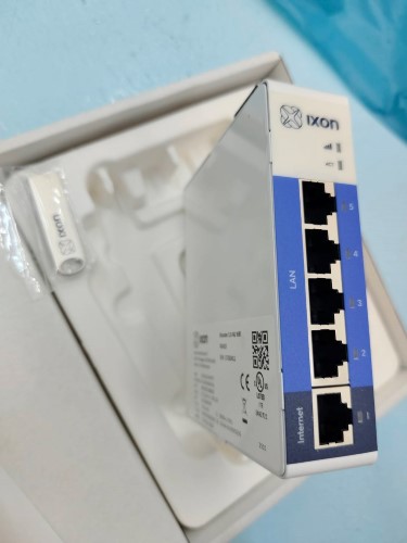 IXON IXROUTER 3.0 4G WIFI IX2415 ราคา 42,820.00 บาท