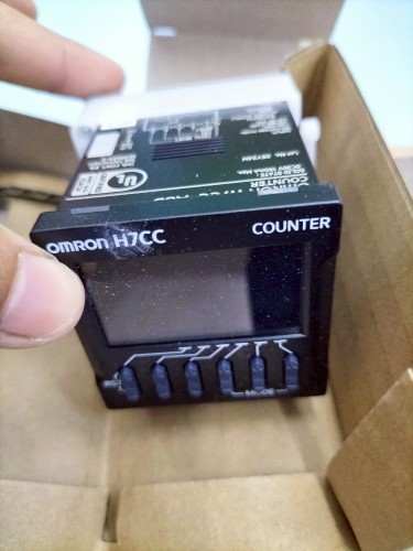 OMRON COUNTER MODEL: H7CC-ASD 12-48VDC/24VAC ราคา 3,755 บาท