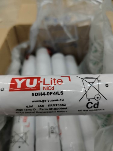 YUASA BATTERY YU-LITE NI-CD MODEL: 5DH4-0F4/LS 6.0V 4AH ราคา 8,800 บาท