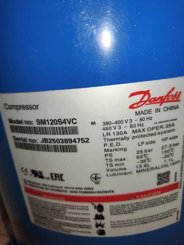 DANFOSS COMPRESSOR MODEL: SM120S4VC 380-400VAC ราคา 35,000 บาท