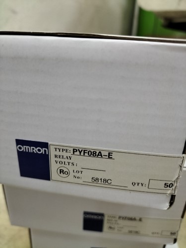 OMRON PYF08A-E ราคา 38 บาท