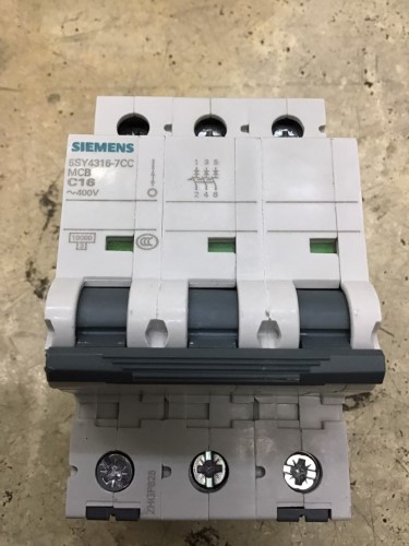 SIEMENS 5SY4316-7CC 16A 3P 400V 10KA ราคา 1,298 บาท
