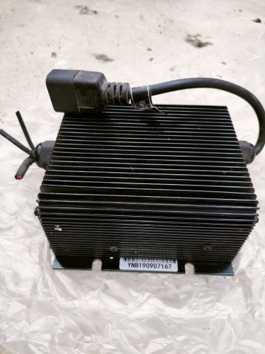 ESCH24V5A CHARGER INPUT100-240VAC 50-60HZ OUTPUT24VDC 5A ราคา 21,000 บาท