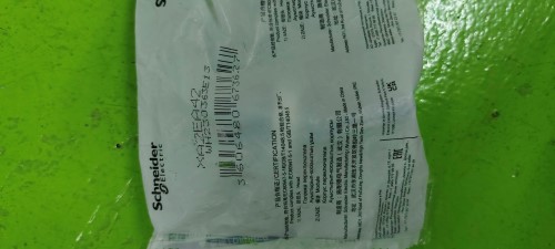 SCHNEIDER XA2EA42 RED ราคา 80 บาท