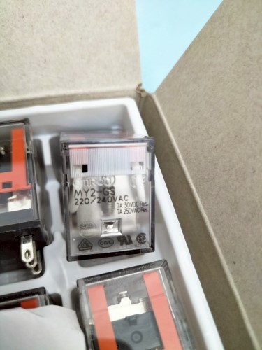 OMRON RELAY MODEL: MY2-GS AC220/240V ราคา 98.00 บาท