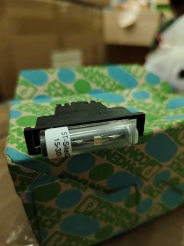 PHOENIX CONTACT MODEL: ST-SILED 24 5-30V ราคา 310 บาท