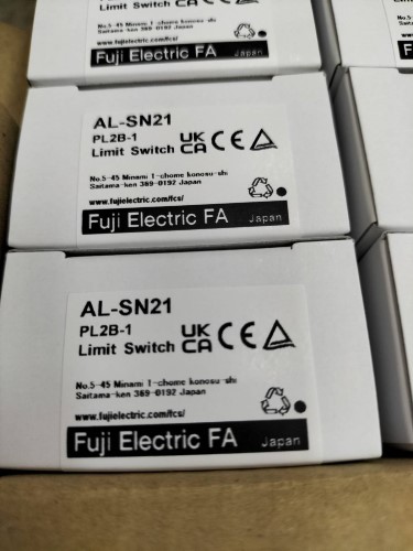 FUJI LIMIT SWITCH MODEL: AL-SN21 ราคา 1,180 บาท