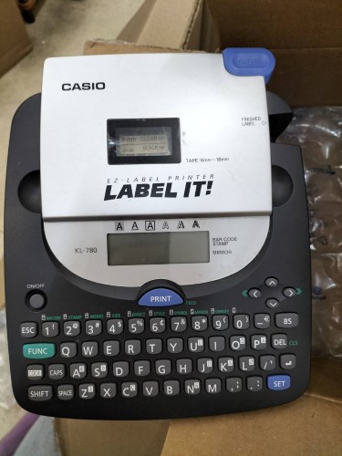 CASIO EZ LABEL PRINTER : KL-780 ราคา 1,520 บาท