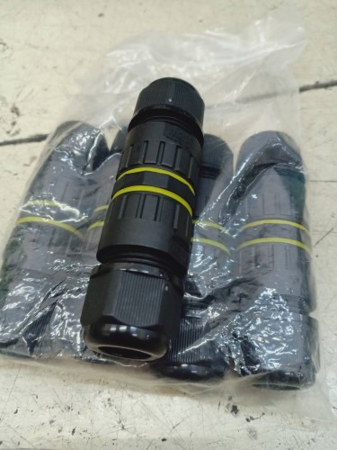 WATERPROOF CONNECTOR M20 PIN5 5P 5.0-9.0MM. ราคา 275 บาท