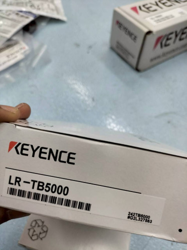KEYENCE SENSOR MODEL: LR-TB5000 ราคา 12,912.50 บาท