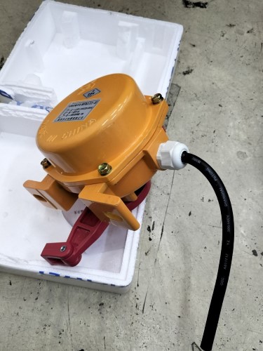 SHURE EMERGENCY SWITCH TWO-WAY ROPE SEITCH MODEL: KL T2 HFKL T2-II ...