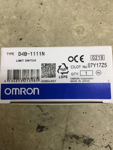 OMRON D4B-1111N ราคา 1,035 บาท