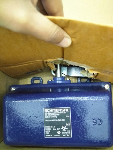 SCHMERSAL MODEL: TA471-03/03Y-H-RMS-840 ราคา 29,050.00 บาท