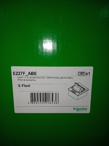 SCHNEIDER E227F ABE เต้ารับฝังพื้น ราคา 1,000 บาท