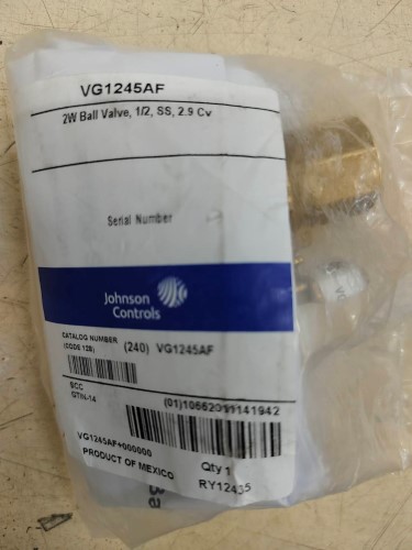 JOHNSON CONTROLS 2-WAY BRASS BALL VALVE 1/2" JCT PN40 1/2" ราคา 2,250 บาท