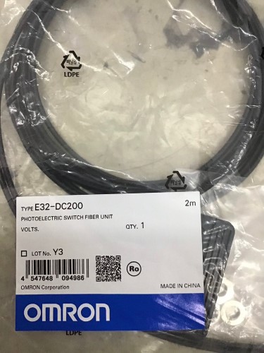 OMRON E32-DC200 ราคา 883.47 บาท