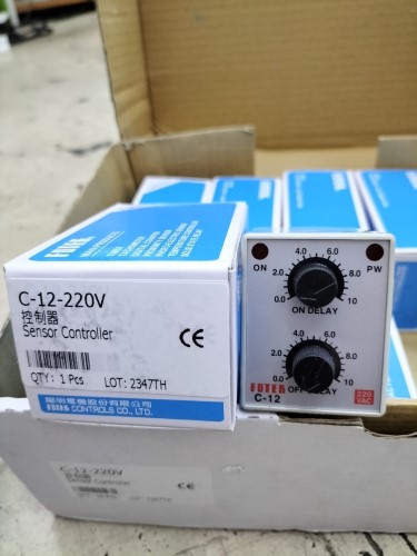 FOTEX SENSOR CONTROLLER MODEL: C-12 220VAC ราคา 1,500 บาท