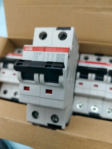ABB MODEL: S302P-C4 ราคา 2,118.00 บาท