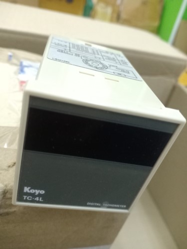 KOYO DIGITAL TACHOMETER TC-4L ราคา 8,800 บาท