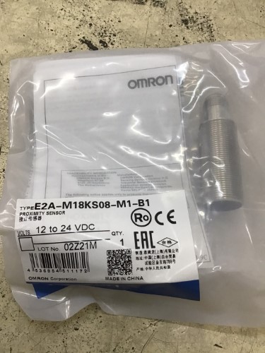OMRON E2A-M18KS08-M1-B1 ราคา 900 บาท
