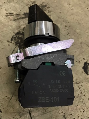 SCHNEIDER XB4-BD25 ราคา 290 บาท