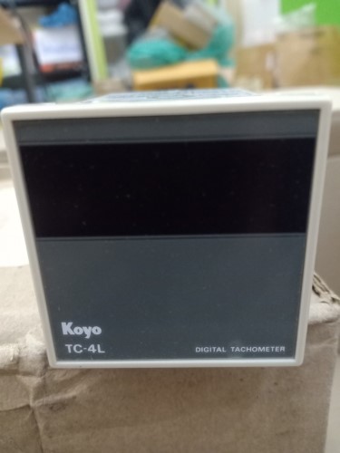 KOYO DIGITAL TACHOMETER TC-4L ราคา 8,800 บาท