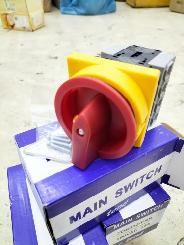 TEND MAIN SWITCH MODEL: TDS433-FRR 690VAC 33A RYG ราคา 1,500.00 บาท