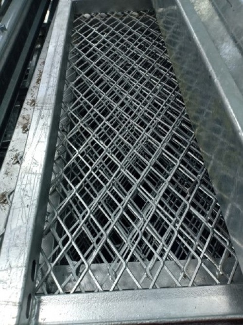 ตะแกรง solar roof walkway 400x30x2400 MM. ราคา 1,100.00 บาท