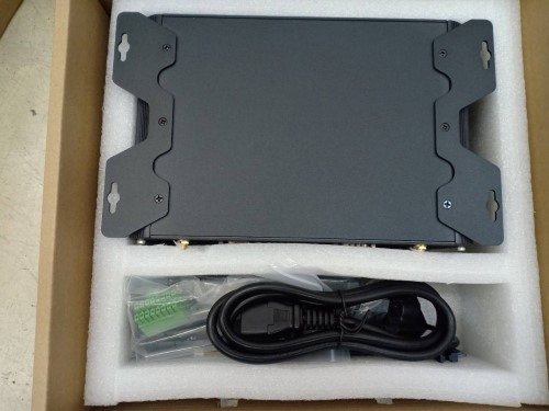 CORE i5-8250U 8265U 8GB DDR4 128GB SSD ราคา 16,000 บาท