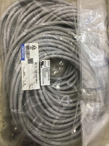 OMRON XS2F-D422-G80-F ราคา 888 บาท