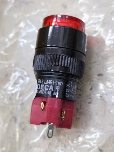 DECA D16LMR1-1AB RED ราคา 380 บาท